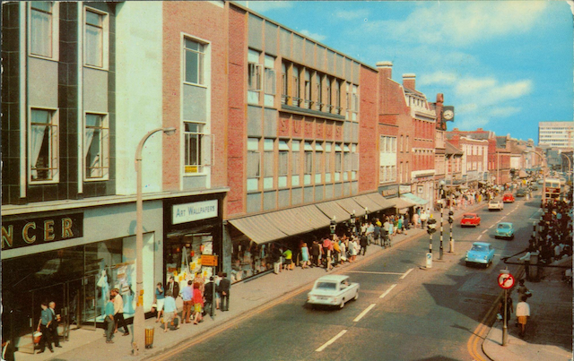 5 Reasons why you SHOULD go shopping in Slough | The Mummy Stylist